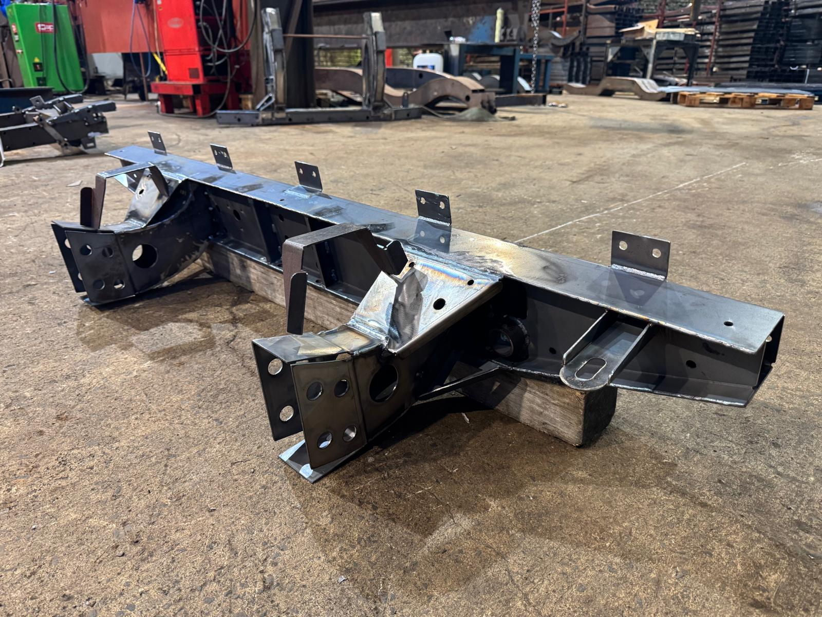 Defender 90 Tdi/V8 Rear Crossmember with 350mm Extensions – ShielderChassis