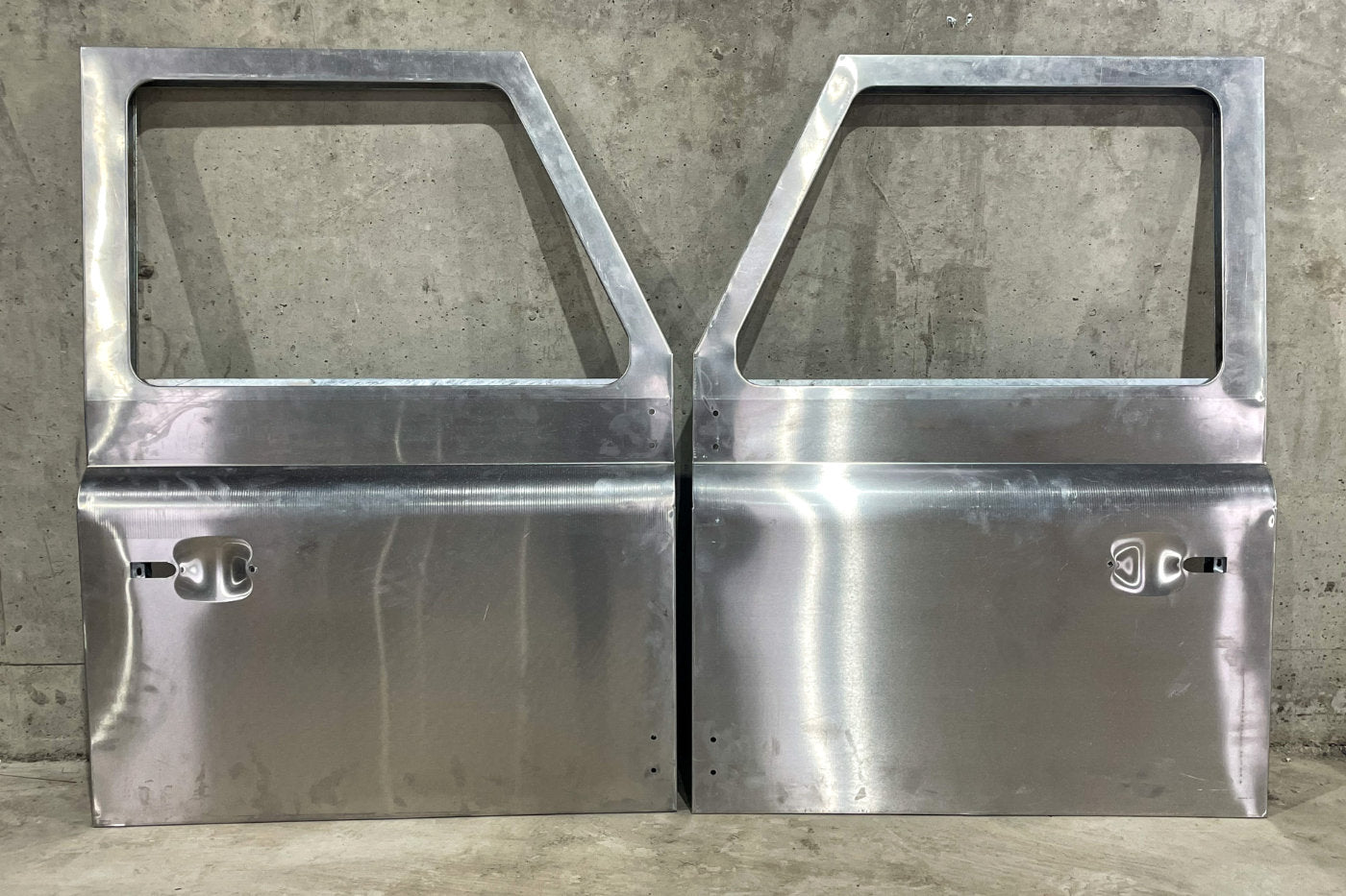 Defender Front Row Doors - Galvanised Frame -Push Button Handle ...