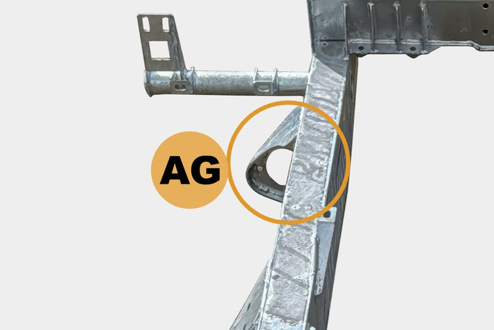 RHS Rear Trailing Radius Arm Chassis Bracket - Defender (STC8606 ...