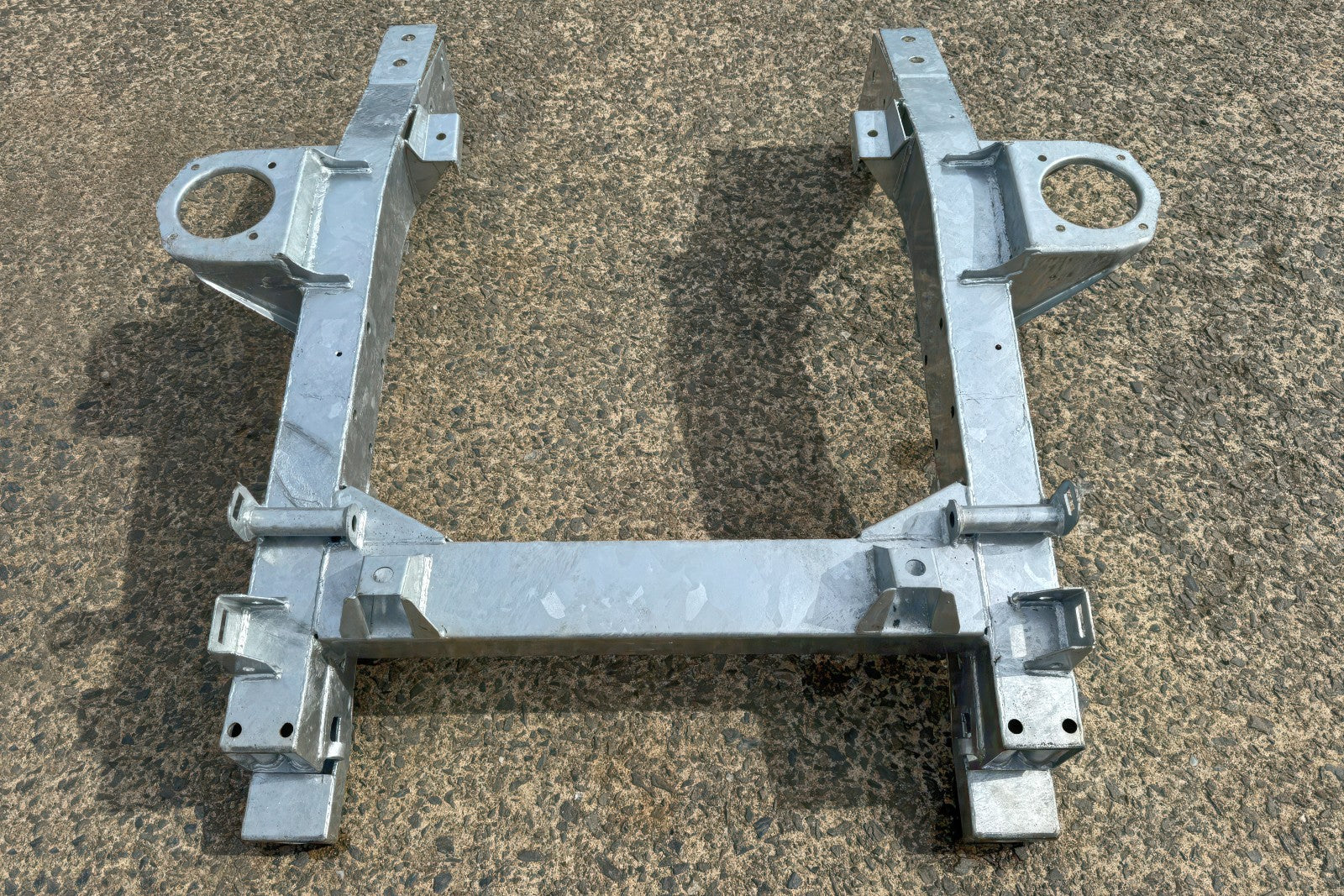 Defender 90 Td5 Front Quarter Chassis Legs With Extensions ...